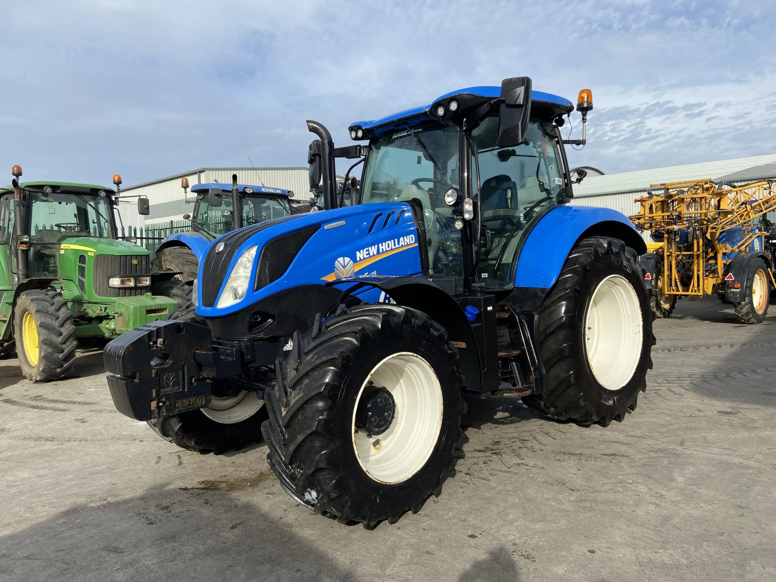 New Holland T6.175 Tractor | Russell's