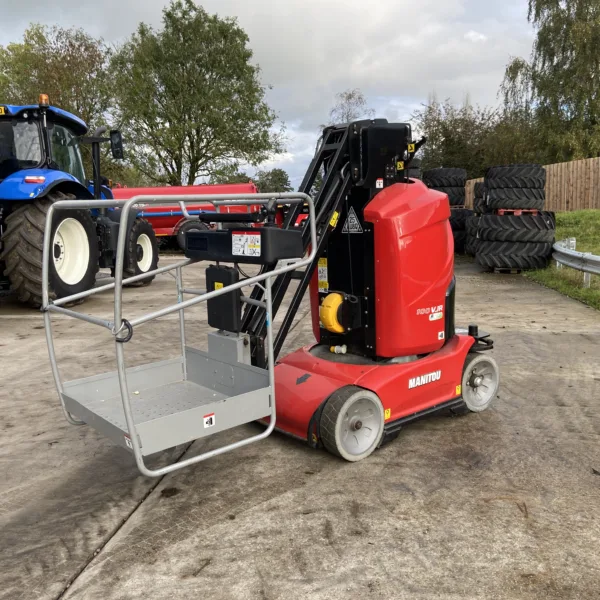 Manitou 100VJR Access Platform | Russell's