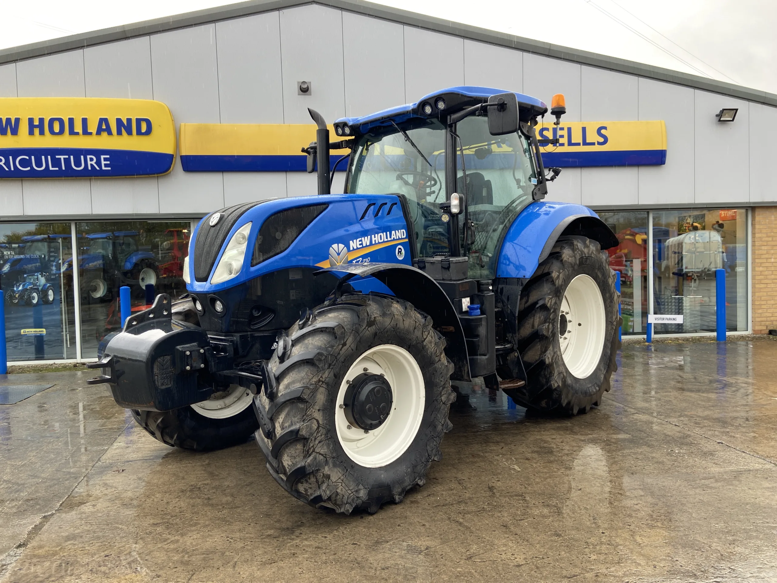 New Holland T7.210 Tractor | Russell's