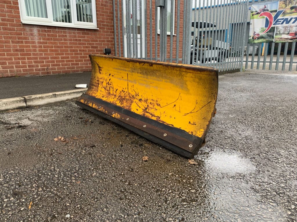 USED Lewis Snowblade For Sale | Russell's