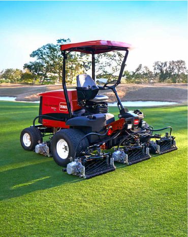 Groundcare Equipment | New & Used Groundcare Machinery | Russell's