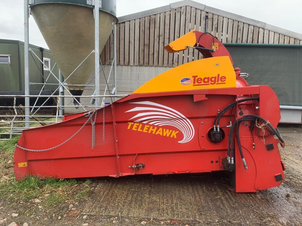 Teagle Telehawk Mounted Bedding Machine | Russell's