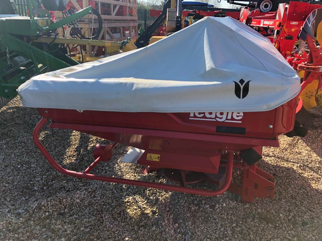Teagle SX3000 Fertiliser Spreader | Russell's