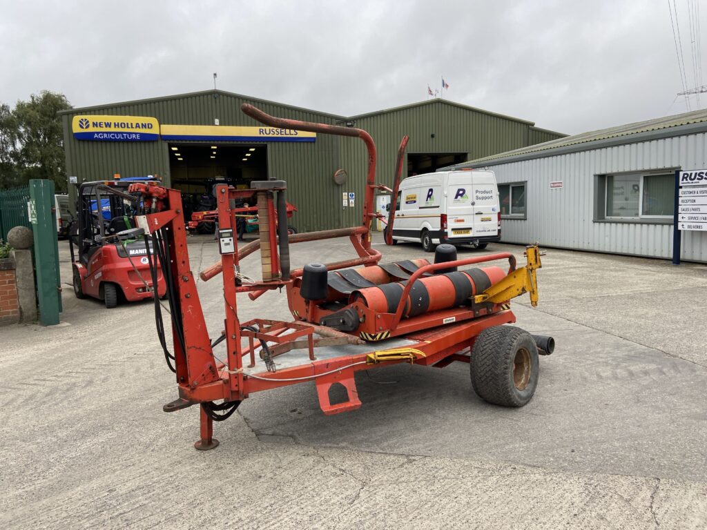 Kverneland 7510 Trailed Bale Wrapper | Russell's