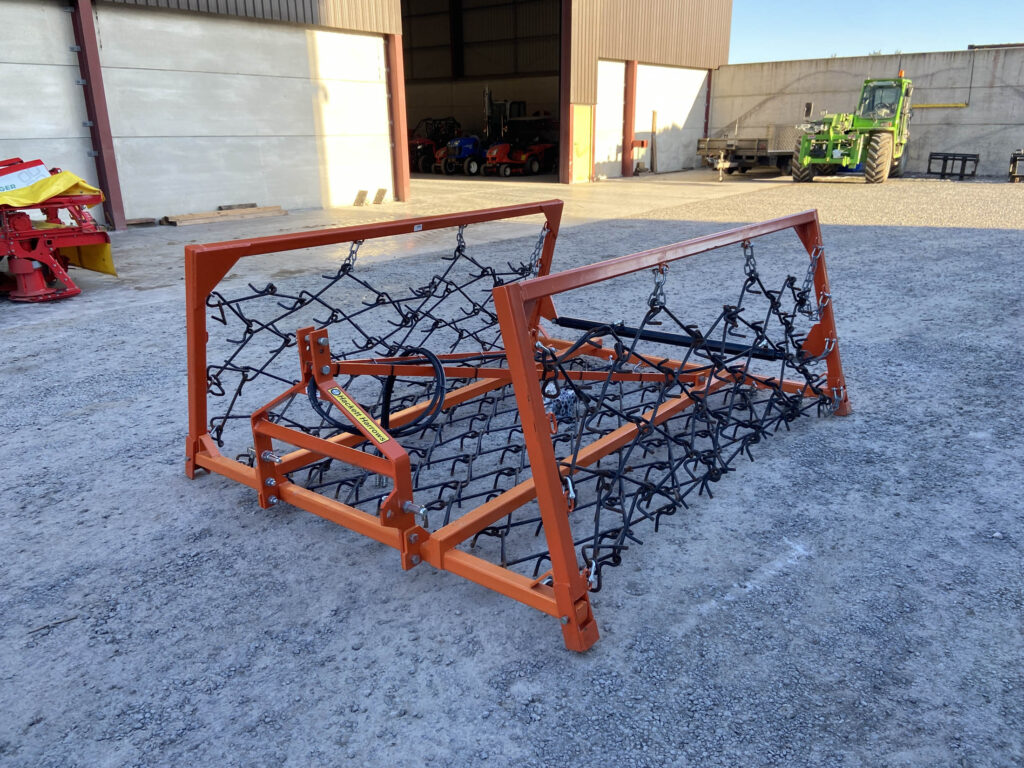 NEW Hackett 12FT Chain Harows For Sale | Russell's