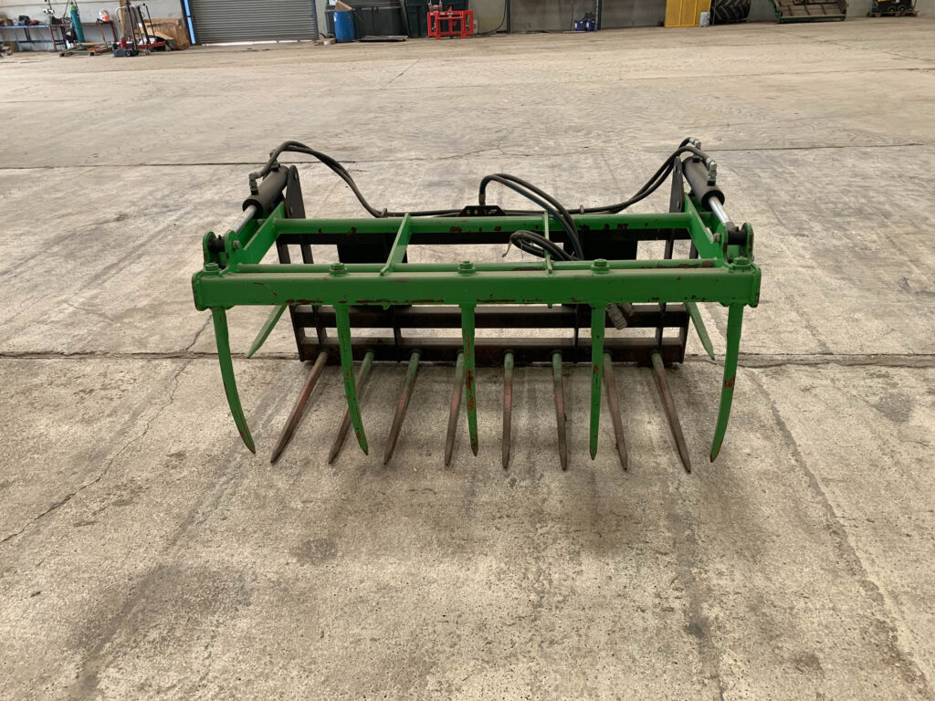 EX DEMO LWC 5FT Muck Grab For Sale | Russell's