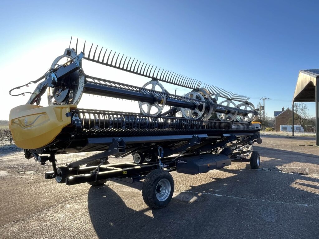 NEW MacDon FD230 Header For Sale | Russell's