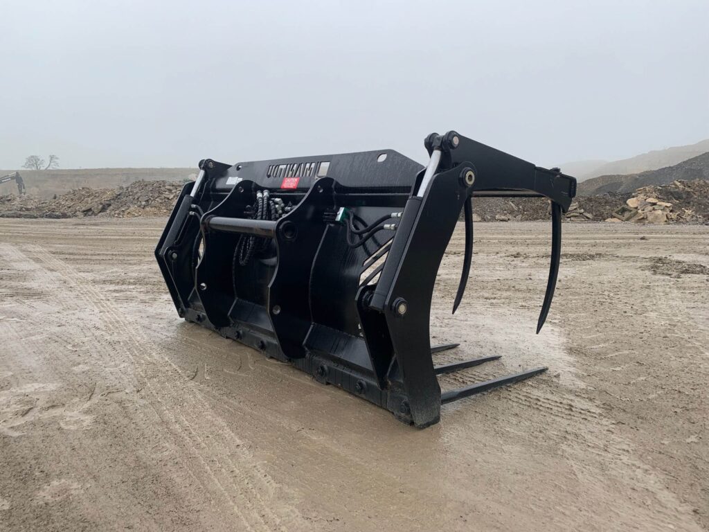 NEW Manitou Powergrab 7FT Muck Grab For Sale | Russell's