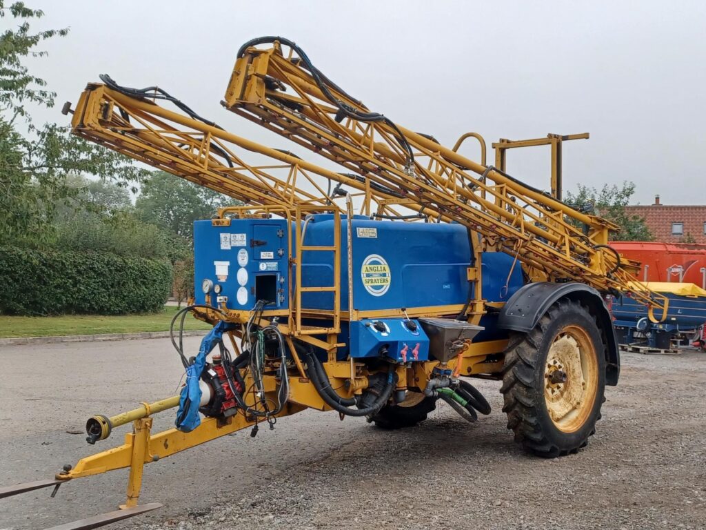 Knight 24 Metre Trailed Sprayer | Russell's