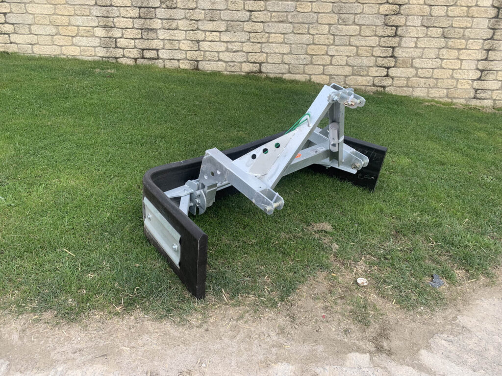 NEW Ritchie HD Yard Scraper For Sale | Russell's