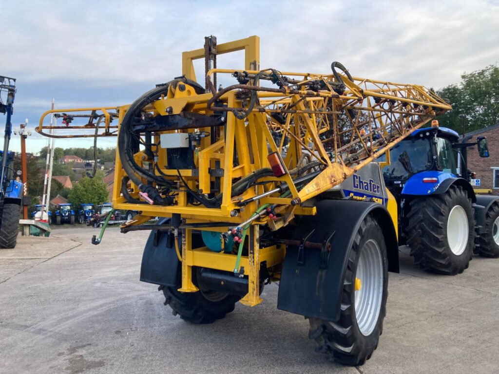 USED Chafer Guardian 3500 24 Metre Trailed Sprayer For Sale | Russell's