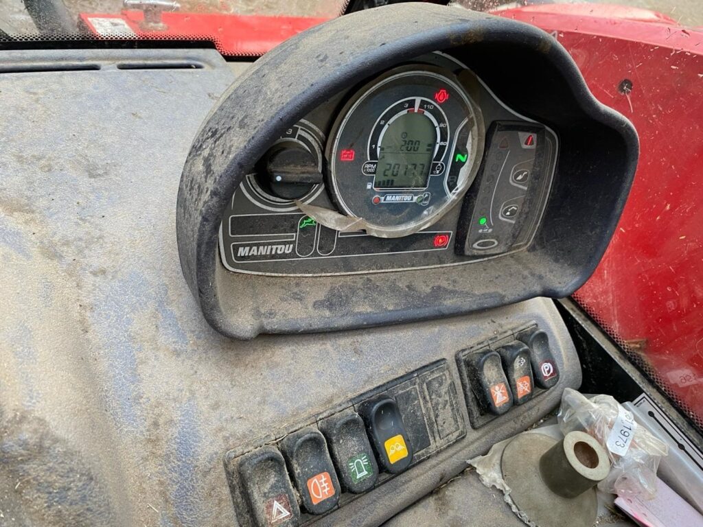 USED Manitou MLT 625-75H Telehandler For Sale | Russell's