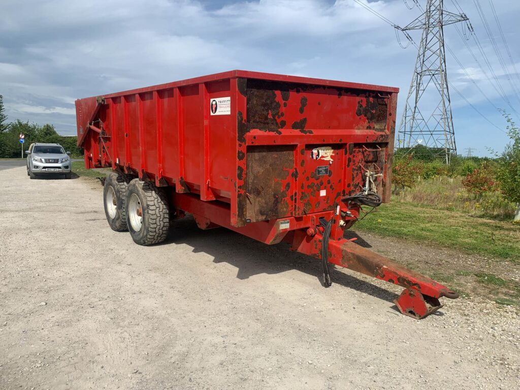 USED Triffitt 12 Ton Grain Trailer For Sale | Russell's