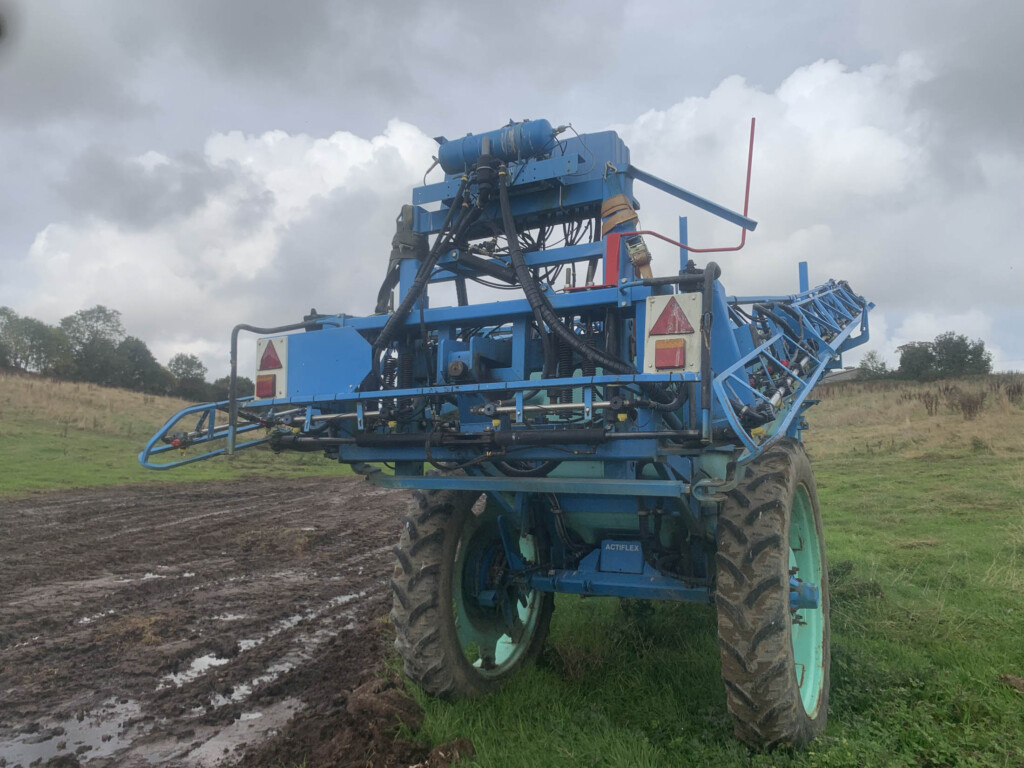 USED Berthoud Major DP Tronic 24 metre Trailed Sprayer | Russell's