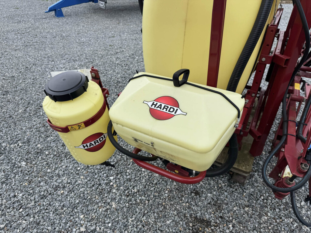 NEW Hardi NK800 12 Metre Mounted Sprayer For Sale | Russell's