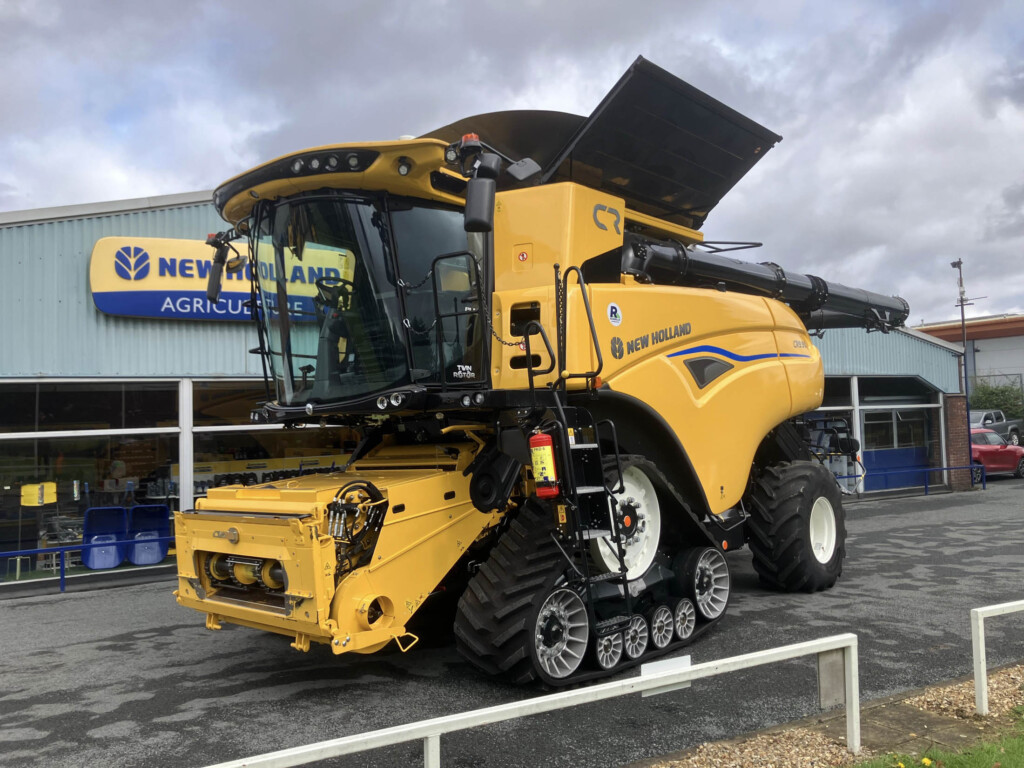 EX DEMO New Holland CR9.90 Combine Harvester For Sale | Russell's