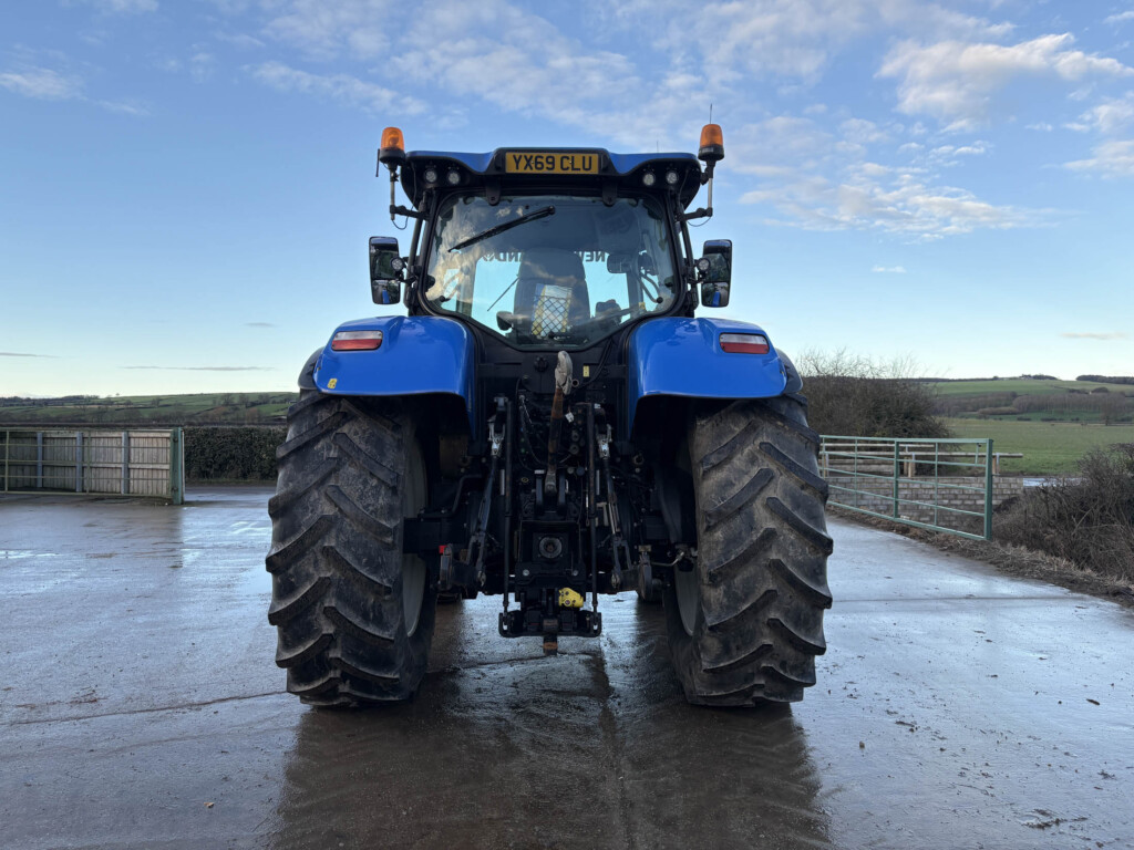 DUE IN: New Holland T7.210 Tractor For Sale | Russell's