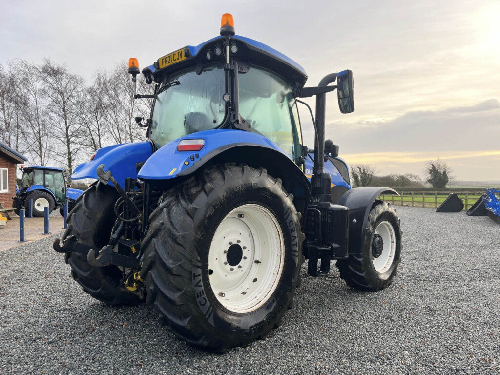 New Holland T7.210 Tractor For Sale | Russell's